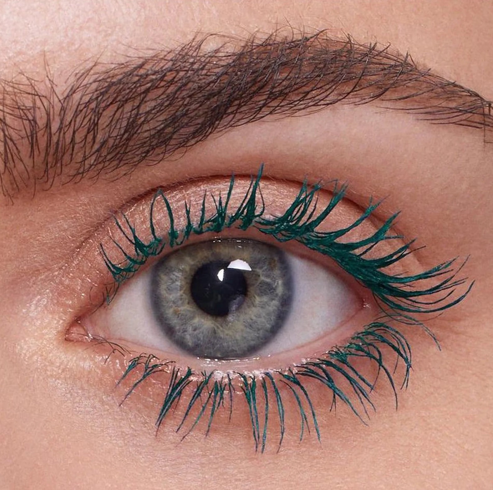 What Color Mascara Is Best For Blue Eyes And Blonde Hair